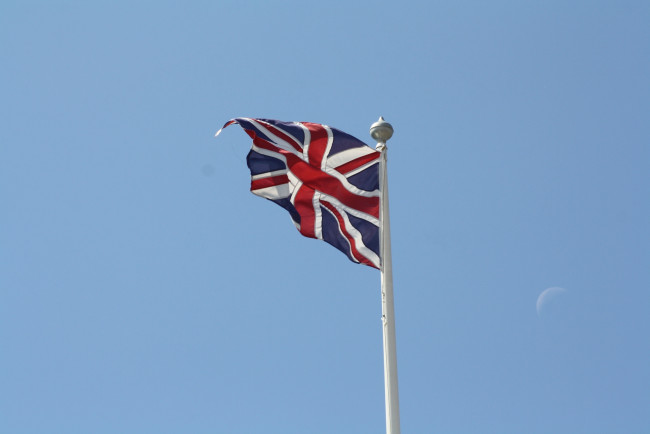 Američtí političtí komentátoři mají zakázán návštěvu Velké Británie ...